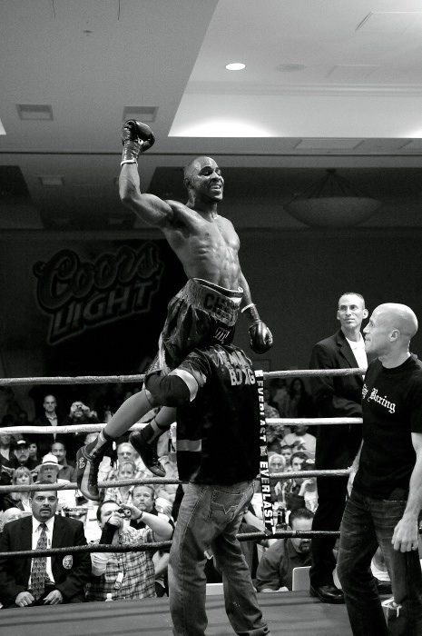 Chris “The Last Chapter” Chatman Schools “El Cubanito” | MyBoxingFans ...