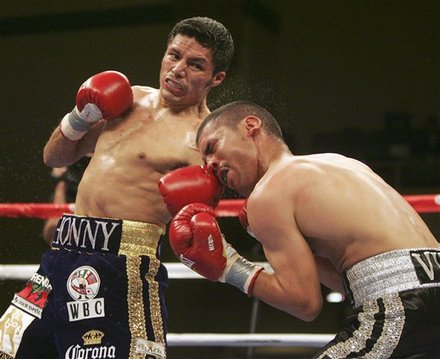 Jhonny Gonzalez Turns Down Yuriorkis Gamboa | MyBoxingFans - Boxing News