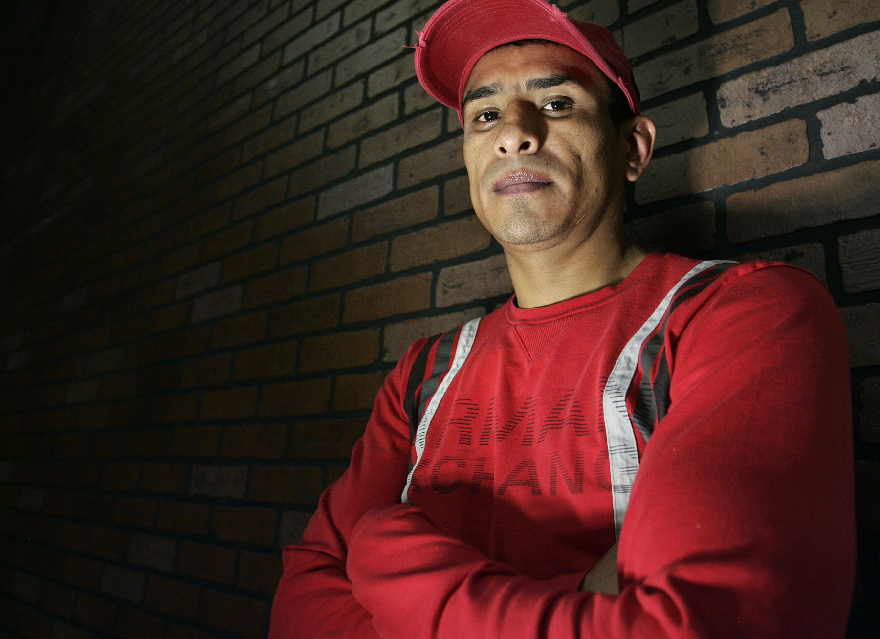 Rafael Marquez Poses for the Media | MyBoxingFans - Boxing News
