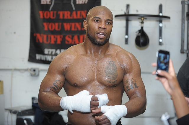 Photos: Seth Mitchell as he Gets Ready for Chazz Witherspoon ...